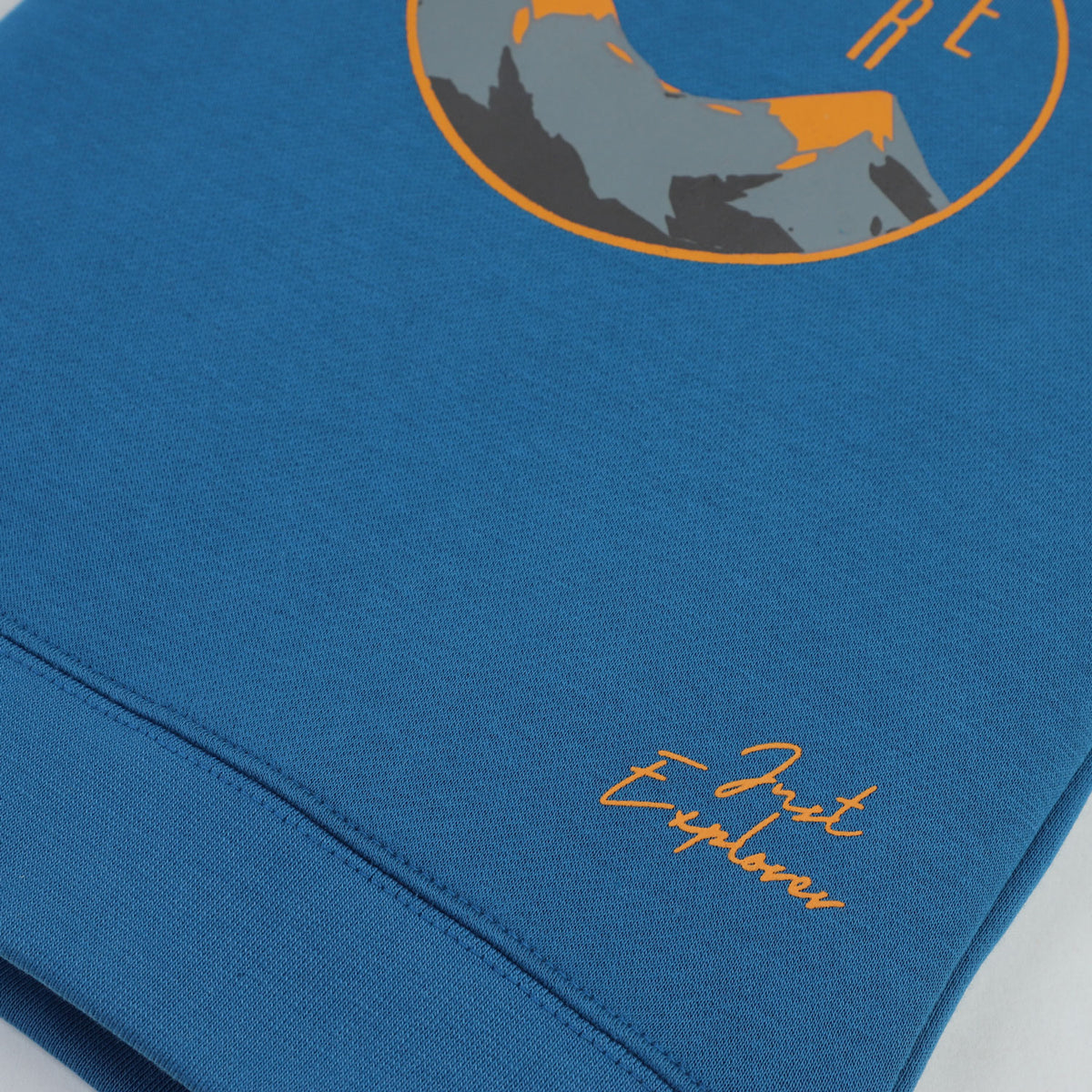 Just Explorer Sweatshirt – cocobee