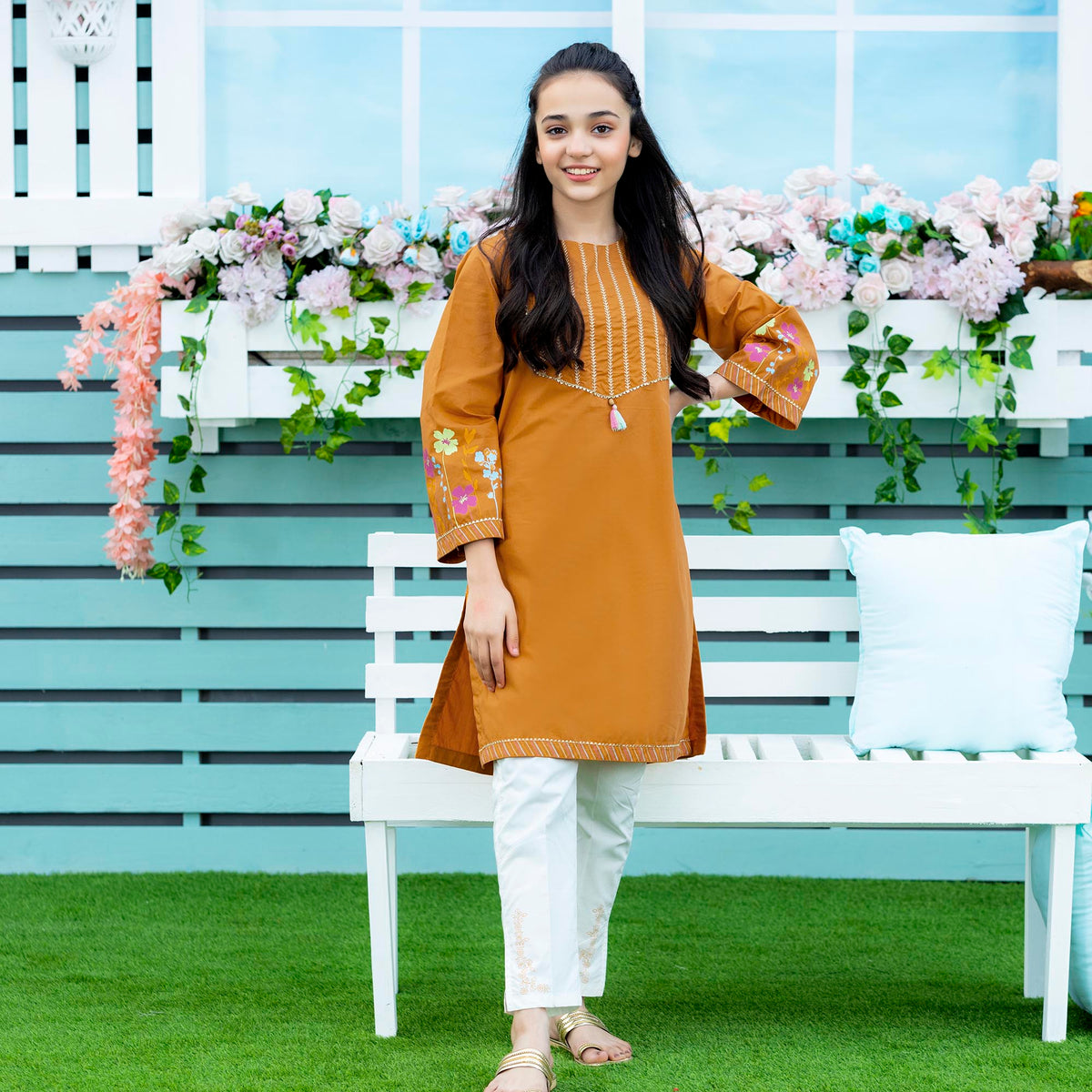 Embroidered Rusty Kurti – cocobee